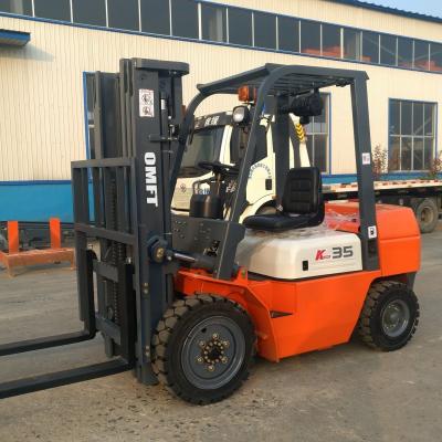 China 6m 6000mm mast Triplex staal en rubber 3,5 T diesel vorklift met vrije lift Te koop
