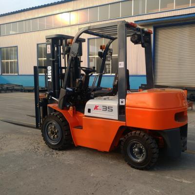 China 6m 6000mm mast Triplex staal en rubber 3,5 T diesel vorklift met vrije lift Te koop