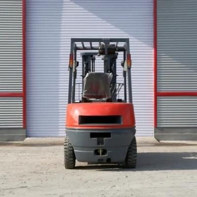 China Isuzu Motor Diesel Trucks Tcm 2.5 Ton Diesel Forklift 1070mm Fork Lift Height 3000-7000mm for sale