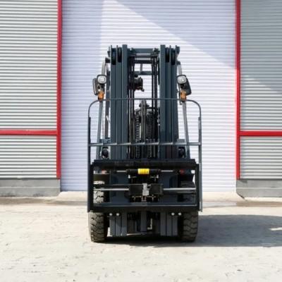 China Isuzu Motor Diesel Trucks Tcm 2.5 Ton Diesel Forklift 1070mm Fork Lift Height 3000-7000mm for sale
