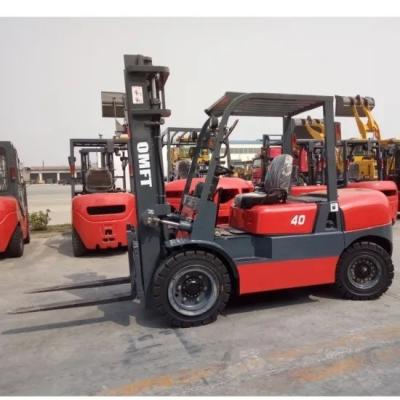 China High Load Capacity 4 Ton Diesel Forklift with Japanese Engine Outstanding Performance for sale