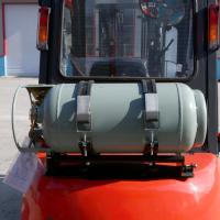 China Forklift Trucks with Side Shift Solid Tyre Toyota Technical Petrol LPG Fork 1070mm for sale