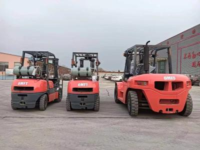 China 2 ton benzine-LPG-vrachtwagen met Chinese/Japanse motor 3000-7000 mm hefhoogte Te koop