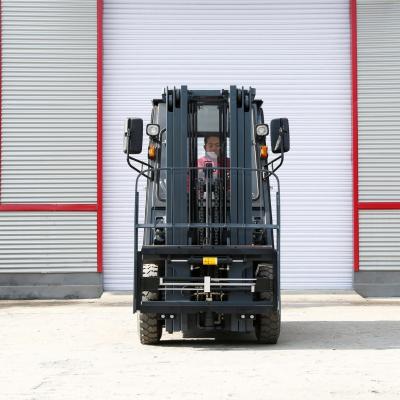 China 2.5ton Toyota Style benzine en LPG vorklift met Nissan K21 K25 motor kussensband Te koop