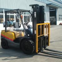 China LPG/Gasoline or Double Fuel EPA Certificated Forklift with Side Shift Cabin Solid Tire for sale
