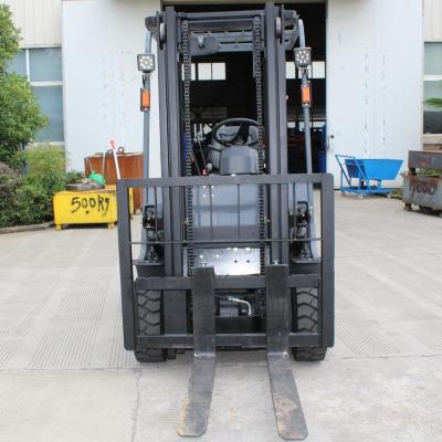China Elektrischer Gabelstapler 3,5 t Min. Drehradius 2355 mm Wartungsfreier Akku zu verkaufen