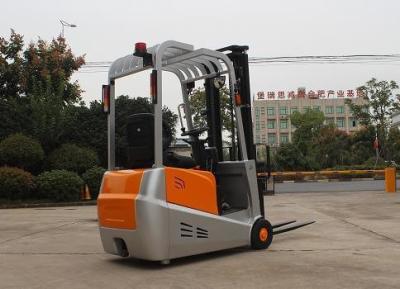 中国 3輪1.5トンの電気フォークリフト 充電器3m3.5m4m4.5m5m5.5m5.5m6m マスト Tcm/Linde/Yale/Toyota/Crown/Hyster/Ep/Heli/Hangcha ACモーター 販売のため