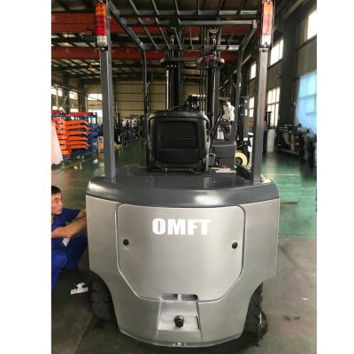 Cina 4157 mm Min. Larghezza dell'angolo destro Impilazione di tre tonnellate di carrello elettrico con quattro ruote e materiale di gomma di acciaio in vendita