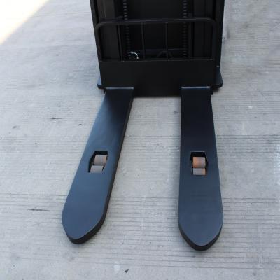 China 10% Gradeability 1.6t Battery Pallet Truck Electric Pallet Stacker with Lithium Battery for sale