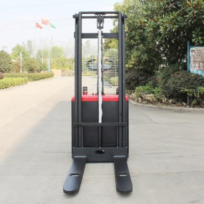 China Material Handling with Electric Stacker in Container 1.5t Load Capacity and EPS Included for sale