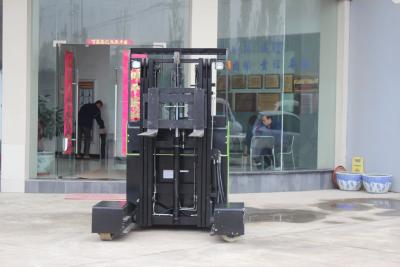 Cina Performance di carico/scarico Camione elettrico con carrello elevatore con velocità di marcia di 7/8 km/h in vendita