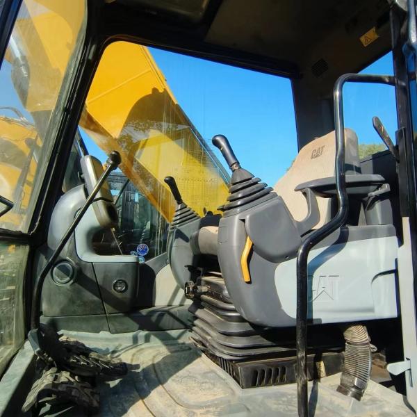 Quality Used Japan original excavator used CAT 320 320D 320DL excavator Caterpillar 320d for sale