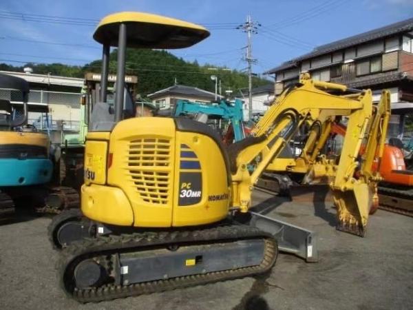 Quality 19.5KW Komatsu PC 30 Second Hand Excavator With 0.09m3 Bucket Capacity for sale
