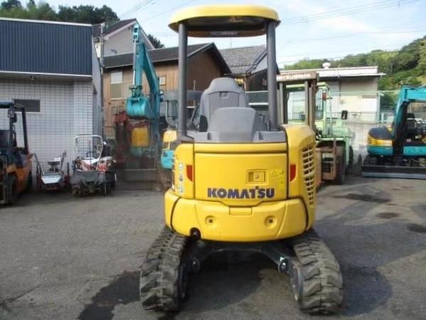 Quality 19.5KW Komatsu PC 30 Second Hand Excavator With 0.09m3 Bucket Capacity for sale