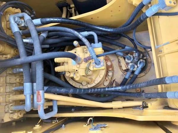 Quality CAT 320C Excavator 20ton with Original Hydraulic Cylinder at Great Working for sale