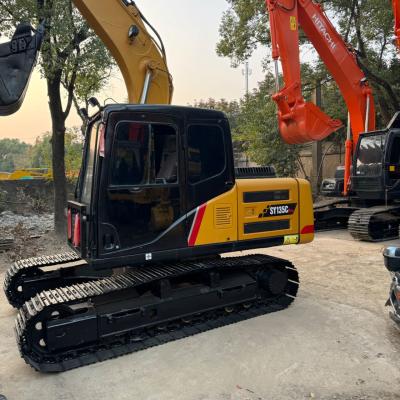 China Niedrigpreisverkauf eines Original-Hydraulikbahntypes Sany SY135 Gebrauchtbagger mit Hakenmaschine zu verkaufen
