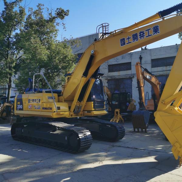 Quality 110KW Used Kumatsu PC200 PC220 Hydraulic Crawler Excavator for Construction for sale