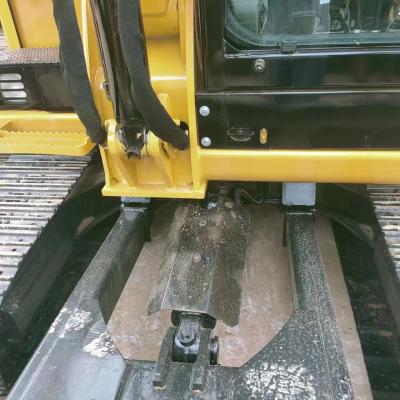 Cina Originale Giappone Usato Cat 305.5e2 Piccolo escavatore in buone condizioni con valvola idraulica in vendita