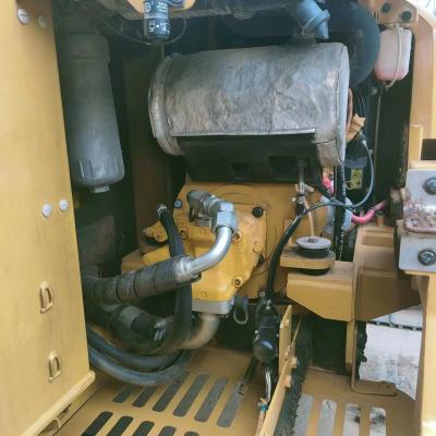 Cina Originale Giappone Usato Cat 305.5e2 Piccolo escavatore in buone condizioni con valvola idraulica in vendita