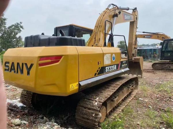 Quality Sany225C Excavator Efficiently Working Forward Flow Generation with MITSUBISHI for sale