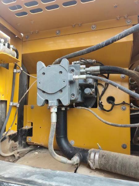 Quality Sany 245 The Generation Forward Flow Excavator with 1.3 Bucket Capacity and for sale