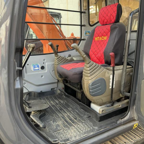 Quality High Precision Used Hitachi Excavator EX60 With Original Paint for sale