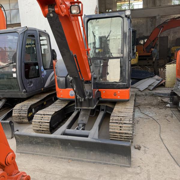 Quality 34.1 Tons Hitachi ZX68USR Used Excavator With Original Paint And High Work for sale