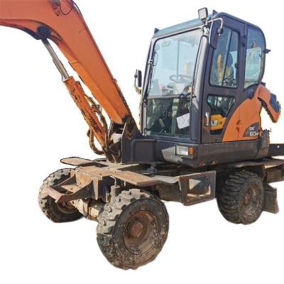 Cina 5550 kg Peso di esercizio Escavatore per la frantumazione a risparmio energetico DOOSAN DX60W di seconda mano in vendita