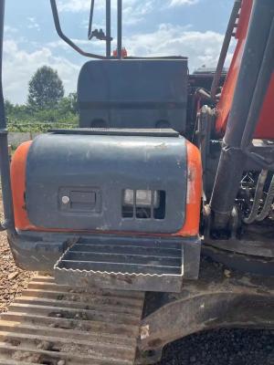 Cina 13000 KG Escavatore DOOSAN DX130 di seconda mano e adatto per la frantumazione di escavatori manuali usati in vendita