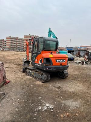 Quality Second Hand DOOSAN DX60 Excavator With Low Working Hours for sale