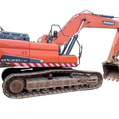 Cina Escavatore DOOSAN DX300 a prezzi accessibili e risparmio energetico per la frantumazione di escavatori manuali usati in vendita