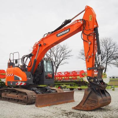 Cina Usato Doosan Dx235lcr escavatore 1,05m3 Capacità del secchio Poche ore di lavoro Made in Korea in vendita