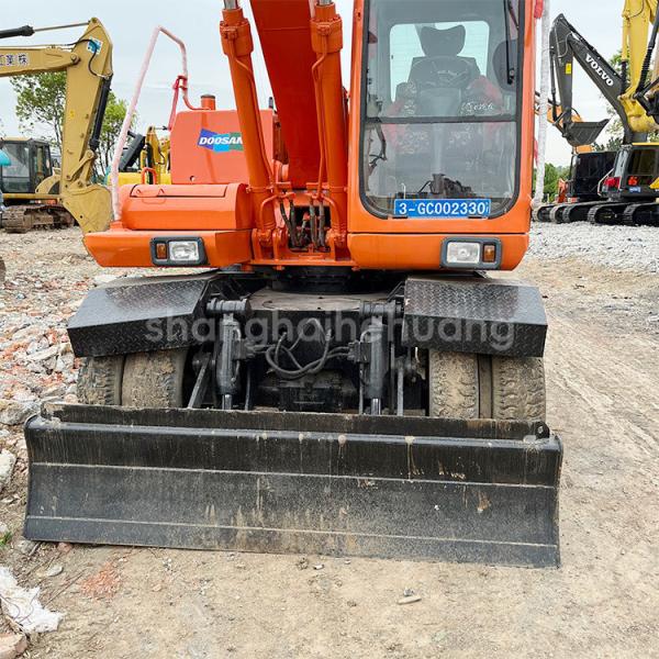 Quality Good Quality Original Korea Doosan Dh150w-7 150w Wheel Excavator Doosan 15 tons for sale