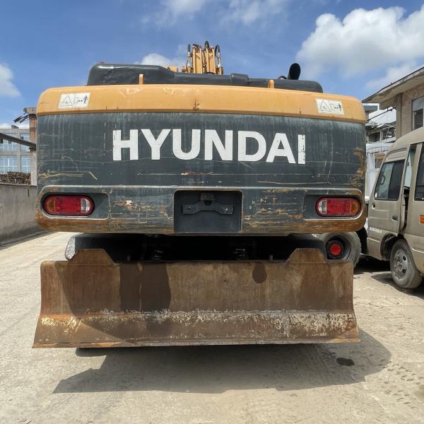 Quality Hyundai 210 Excavator 2019 Model with Operating Weight 20560kg in High Demand for sale
