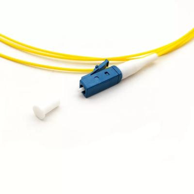 Cina Trecce a fibra ottica di LC UPC APC 0.9mm PVC stretto dell'amplificatore LSZH OFNR monomodale OS1 in vendita