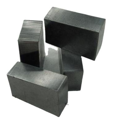 China Black magnesia blocks/magnesia carbon bricks for refining furnaces for sale