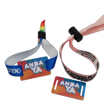 China One Time NFC RFID Wristband 13.56Mhz Bracelet RFID senza contatto Tag Eco Friendly for sale