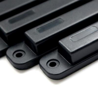Cina Etichette RFID ABS UHF Etichette RFID anti-metallo riutilizzabili per la logistica / catena di approvvigionamento in vendita