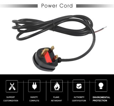 Chine H05vv-f 3*0,5mm2/0,75mm2 IEC Tête féminine Type UK 3 câbles à pointe pour connecteur PDU de bureau à vendre
