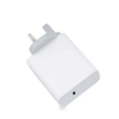 China UK 2-Pin USB-C Wall Charger, 60W High-Speed Output Power Adapter for Laptop/Tablet/Phone for sale