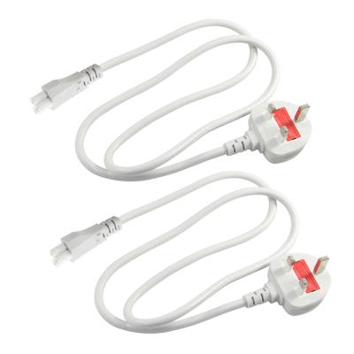 중국 회색 UK에서 C5 전원 케이블 1.5M 3 톱니 클로버리프 케이블 250V 2.5A 판매용