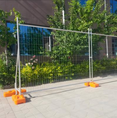China Heavy Duty 2.1m Metal Temporary Fence Panel Rust-Resistant Construction Site Barrier with Interlocking System for sale