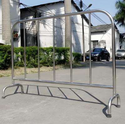 China 1.1M*2.2M SS304 Crowd Control Pedestrian Barrier Steel Safety Fence for sale