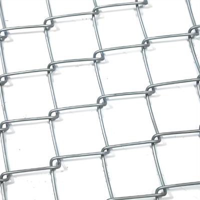China 10 Gauge Hot Dipped Galvanized Chain Link Fence for Farm and Field Security for sale