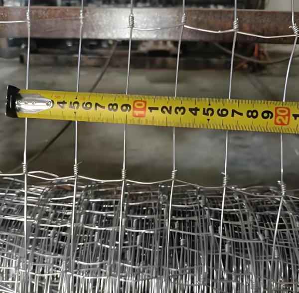 Quality 2.0mm High Tensile Wire Galvanized Fixed Knot Cattle Farm Fence Roll 50m Length for Ranch for sale