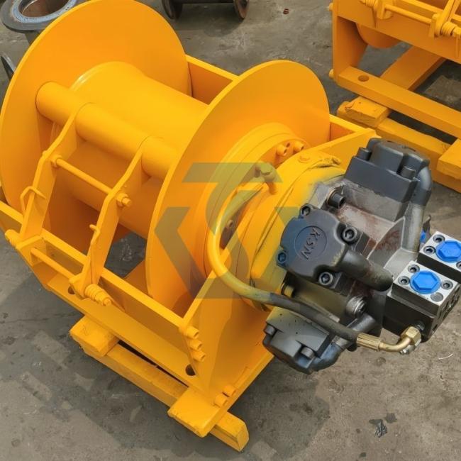  API 7K Standard Hydraulic Winch For Oilfield Cranes Compact Structure Large Pulling Force