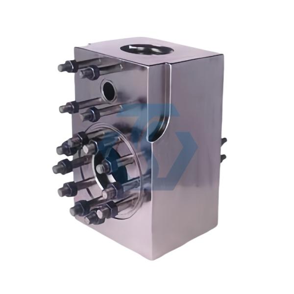 API 7K Oil Drilling Mud Pump Spare Parts Fluid End Module Valve Box And Hydraulic Cylinder