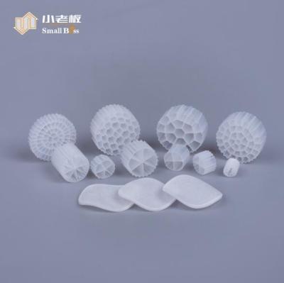 China Grote oppervlakte bewegende bed Biofilm reactor 85% Porositeit Biochip Mbbr Te koop