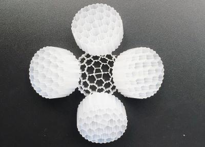 Cina Corpo filtrante del materiale MBBR di FDA Safty per colore bianco di trattamento delle acque reflue industriale municipale in vendita