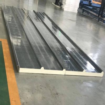 Cina Pettorale pubblicitario della lana di roccia dell'acciaio di colore per l'isolamento termico 950mm del tetto 1150mm in vendita
